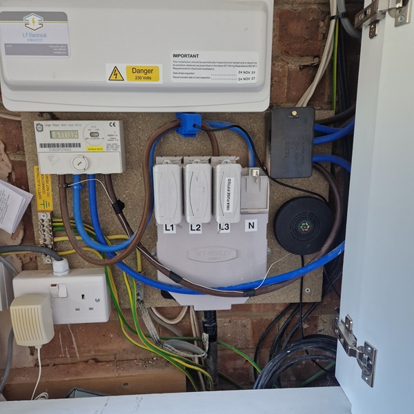 Simpson & Partners Home Charger - Radlett | Green Electrical